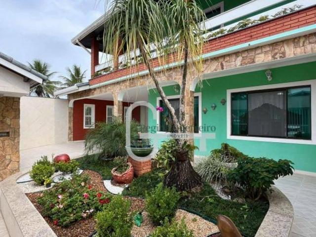 Casa com 4 dormitórios à venda, 307 m² por R$ 1.000.000,00 Balneário Stella Maris Peruíbe/SP