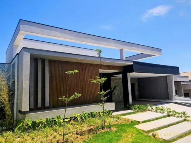 Casa com 4 dormitórios à venda, 300 m² por R$ 3.400.000,00 Condomínio Campos de Santo Antônio II