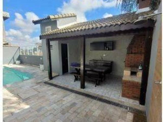 Casa com 4 dormitórios à venda, 300 m² por R$ 1.600.000,00 Centro Arujá/SP