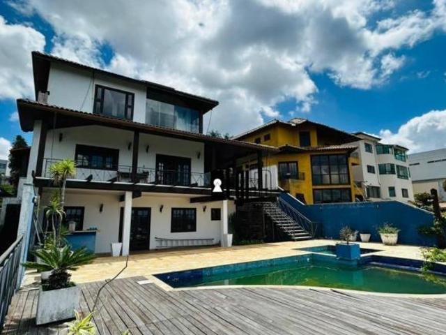 Casa com 4 dormitórios à venda, 300 m² por R$ 1.600.000,01 Granville Juiz de Fora/MG
