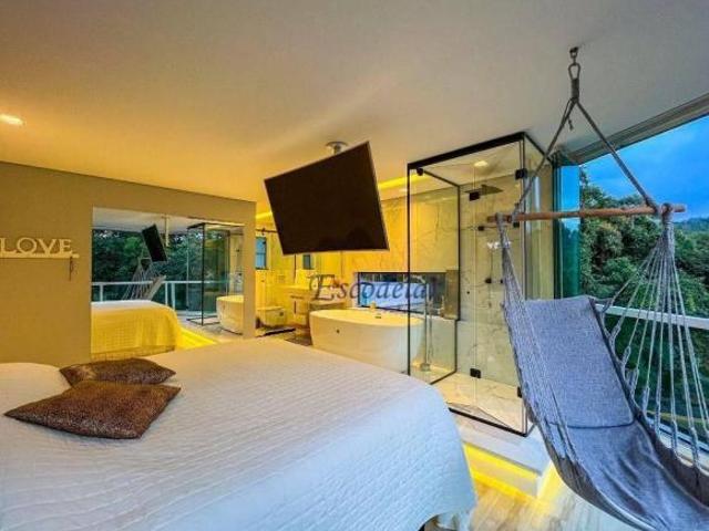 Casa com 4 dormitórios à venda, 300 m² por R$ 2.410.000,00 Mairiporã Mairiporã/SP