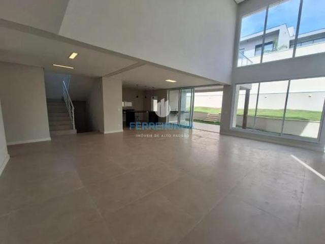 Casa com 4 dormitórios à venda, 300 m² por R$ 2.630.000,00 Urbanova São José