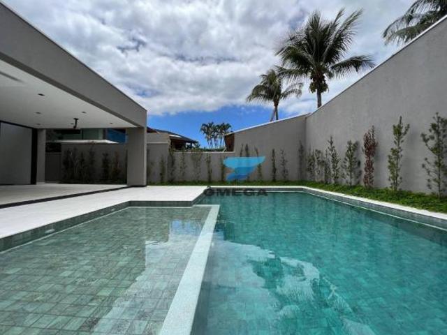 Casa com 4 dormitórios à venda, 300 m² por R$ 5.000.000,00 Jardim Acapulco Guarujá/SP