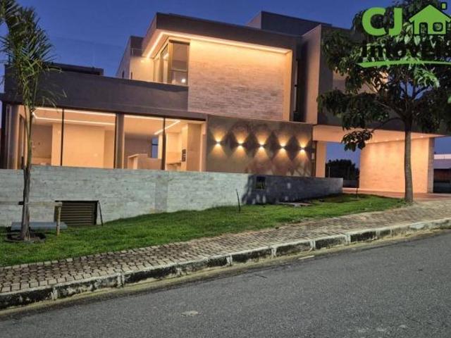 Casa com 4 dormitórios à venda, 301 m² por R$ 3.800.000,00 Condomínio Gran Royalle Confins Conf