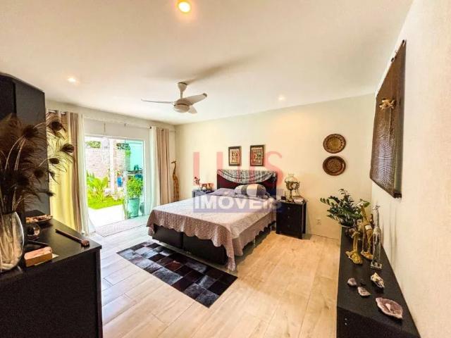 Casa com 4 dormitórios à venda, 302 m² por R$ 1.450.000,00 Piratininga Niterói/RJ