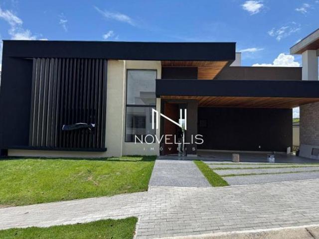 Casa com 4 dormitórios à venda, 302 m² por R$ 2.900.000,00 Urbanova São José dos Campos/SP
