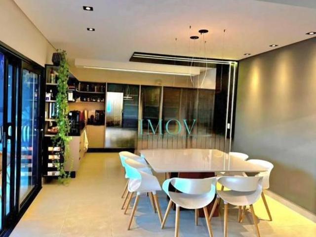 Casa com 4 dormitórios à venda, 315 m² por R$ 2.500.000,00 Condomínio Residencial Monte Carlo Sã