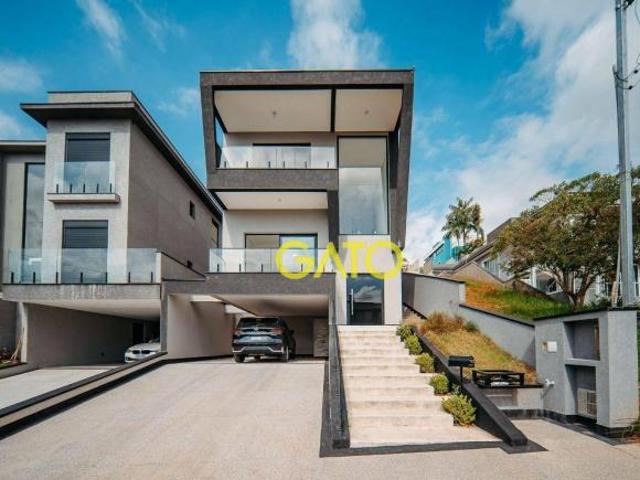 Casa com 4 dormitórios à venda, 316 m² por R$ 2.200.000,00 New Ville Santana de Parnaíba/SP