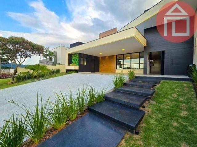 Casa com 4 dormitórios à venda, 310 m² por R$ 2.350.000,00 Condomínio Jardim Flamboyan Bragança