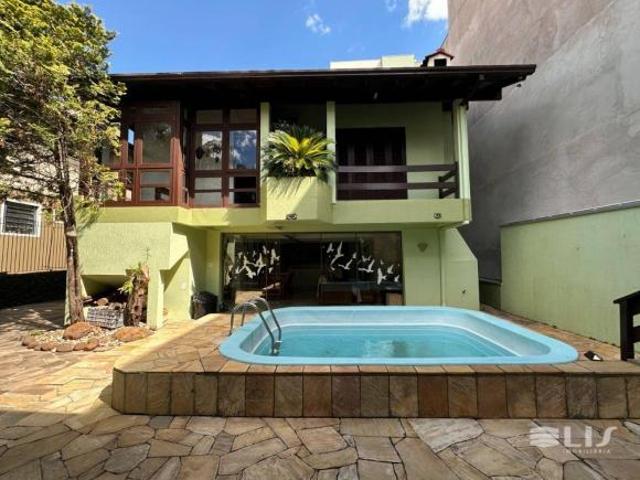 Casa com 4 dormitórios à venda, 311 m² por R$ 1.500.000,00 Centro Dois Irmãos/RS