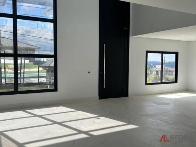 Casa com 4 dormitórios à venda, 325 m² por R$ 3.200.000 Condomínio Residencial Shamballa III Ati