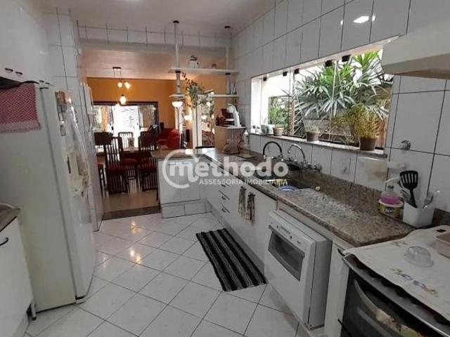 Casa com 4 dormitórios à venda, 325 m² por R$ 1.750.000,00 Tijuco das Telhas Campinas/SP