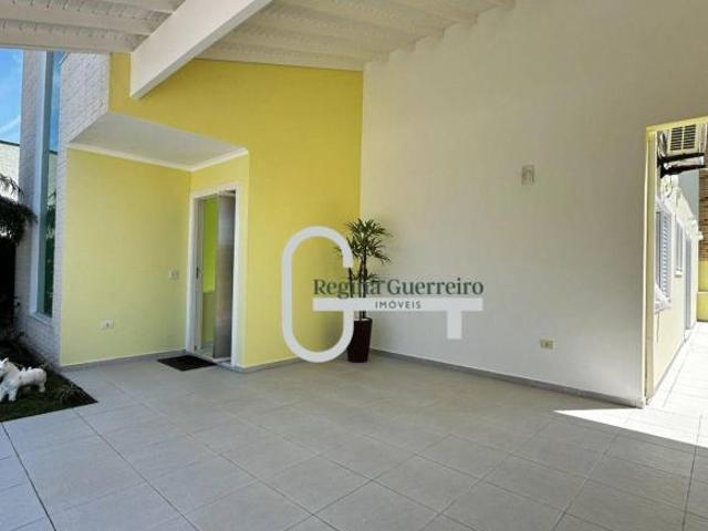 Casa com 4 dormitórios à venda, 326 m² por R$ 1.600.000,00 Residencial Três Marias Peruíbe/SP