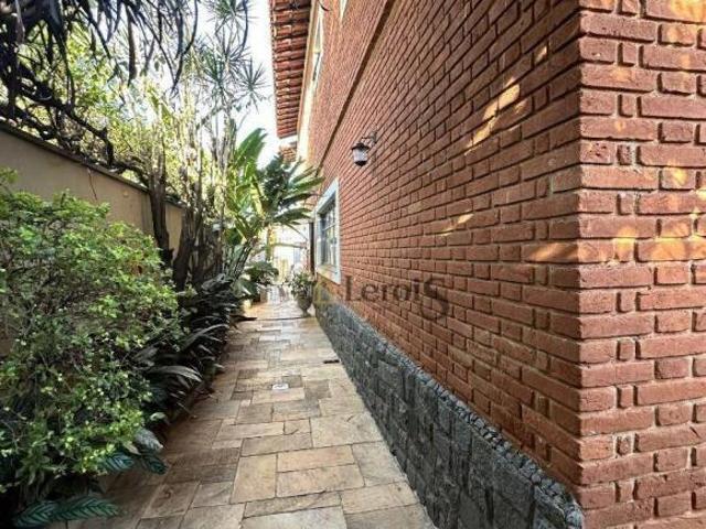 Casa com 4 dormitórios à venda, 326 m² por R$ 800.000 Brasil Itu/SP