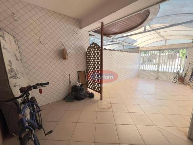 Casa com 4 dormitórios à venda, 329 m² por R$ 1.120.000,00 Aparecida Santos/SP