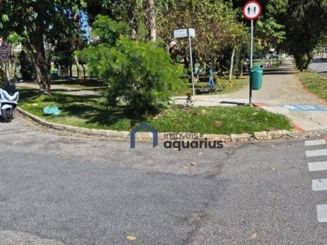 Casa com 4 dormitórios à venda, 320 m² por R$ 2.300.000,00 Jardim Esplanada II São José dos Camp