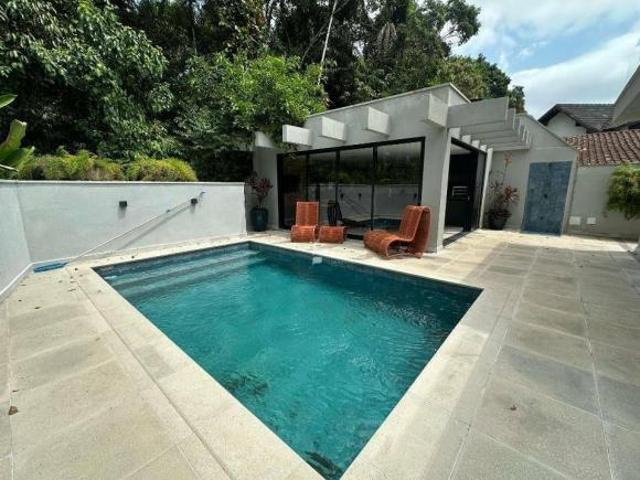 Casa com 4 dormitórios à venda, 320 m² Praia da Riviera de São Lourenço Bertioga/SP