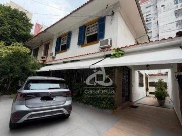 Casa com 4 dormitórios à venda, 336 m² por R$ 3.200.000,00 Boqueirão Santos/SP