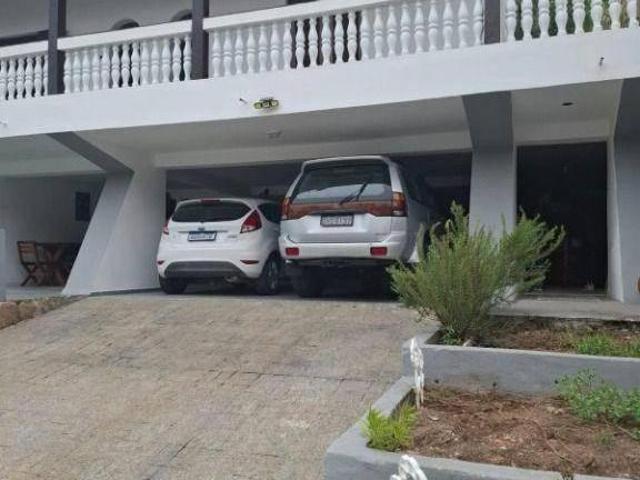 Casa com 4 dormitórios à venda, 330 m² por R$ 1.500.000,00 Angra de São Francisco São Sebastião/