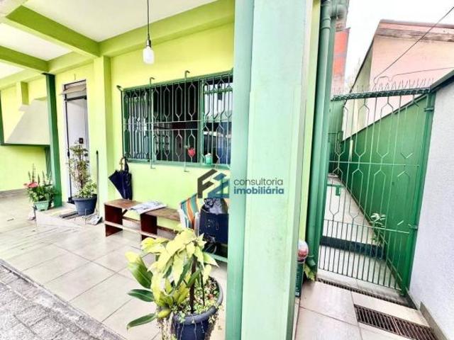 Casa com 4 dormitórios à venda, 330 m² por R$ 742.000,00 Vila Junqueira Sant