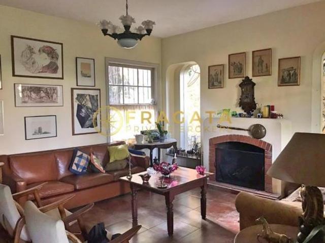 Casa com 4 dormitórios à venda, 330 m² Pacaembu São Paulo/SP
