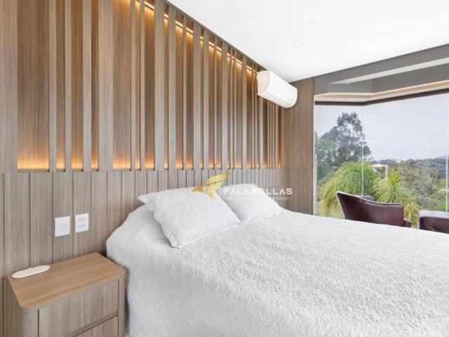 Casa com 4 dormitórios à venda, 331 m² por R$ 3.900.000,00 Dos Medeiros Jundiaí/SP