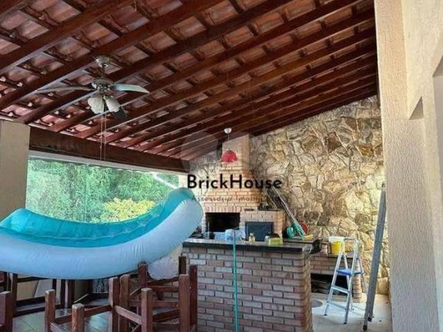 Casa com 4 dormitórios à venda, 331 m² por R$ 1.600.000,00 Condomínio Vila di Roma São Roque/SP