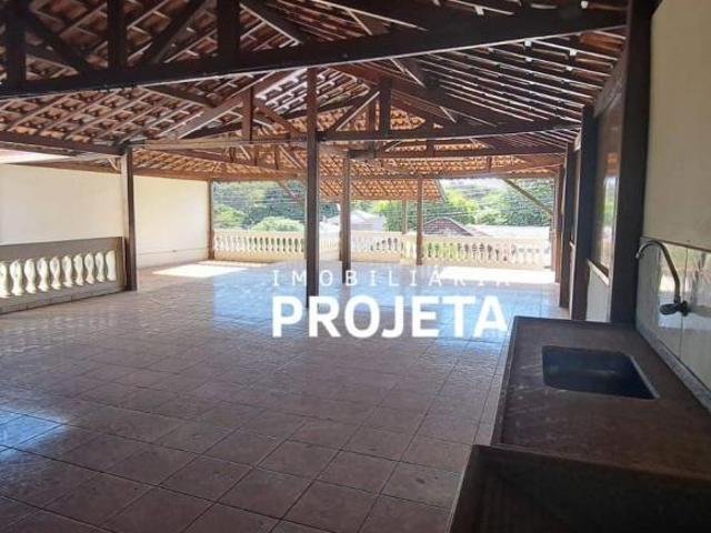 Casa com 4 dormitórios à venda, 345 m² por R$ 480.000,00 Vila Claudia Glória Presidente Prudente