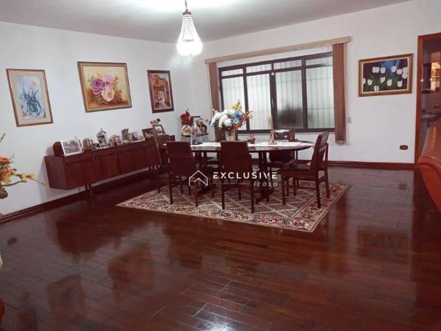 Casa com 4 dormitórios à venda, 346 m² por R$ 4.000.000,00 Jardim Apolo São José dos Campos/SP