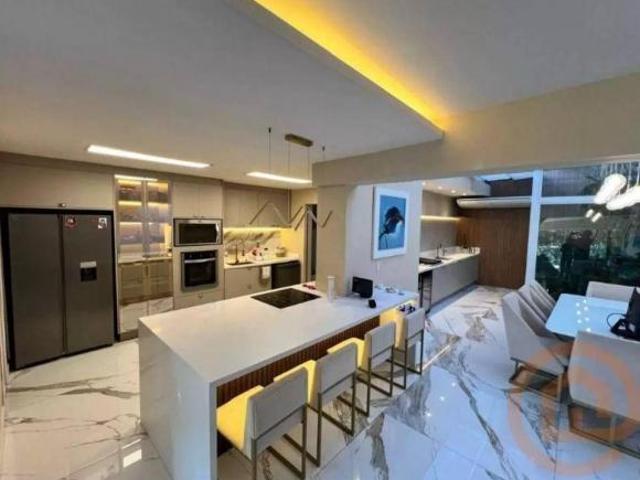 Casa com 4 dormitórios à venda, 347 m² por R$ 2.800.000,00 Cidade Jardim São Paulo/SP