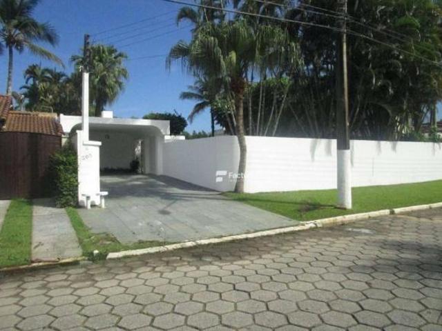 Casa com 4 dormitórios à venda, 340 m² por R$ 2.400.000,00 Acapulco Guarujá/SP
