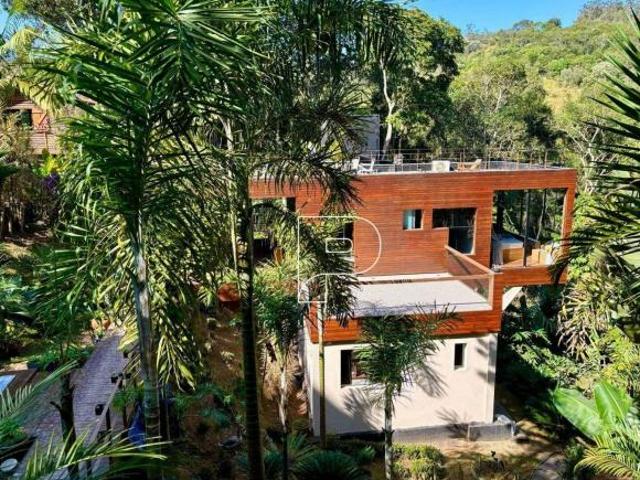 Casa com 4 dormitórios à venda, 341 m² por R$ 1.150.000,00 Embu das Artes Embu das Artes/SP