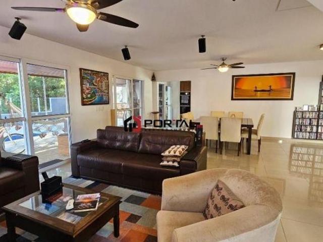 Casa com 4 dormitórios à venda, 357 m² Granja Viana