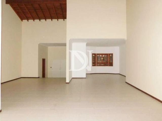 Casa com 4 dormitórios à venda, 358 m² por R$ 2.500.000,00 Condomínio Village Castelo Itu/SP