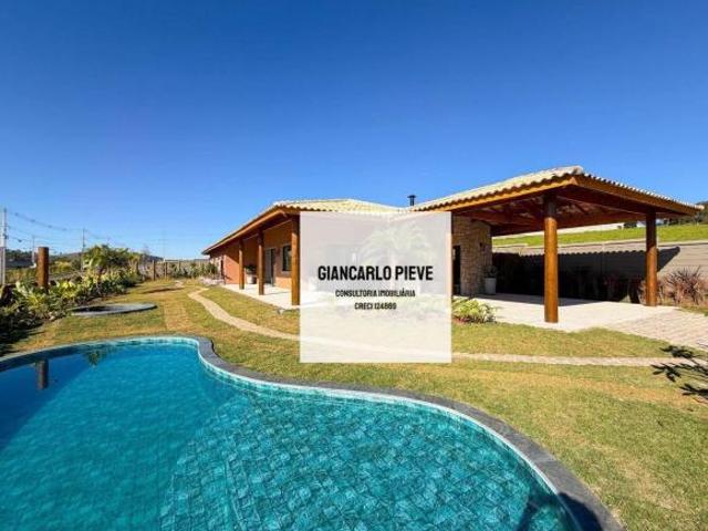 Casa com 4 dormitórios à venda, 358 m² por R$ 2.800.000 Residencial Santa Clara Tuiuti/SP