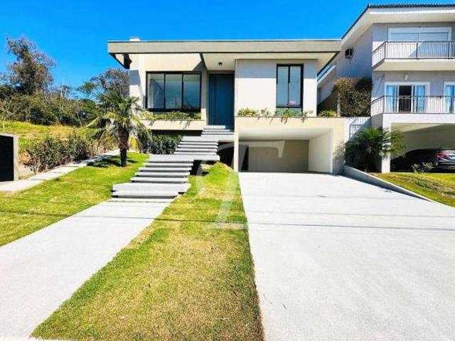 Casa com 4 dormitórios à venda, 350 m² por R$ 3.699.000,00 Granja Viana Reserva Santa Maria Ja