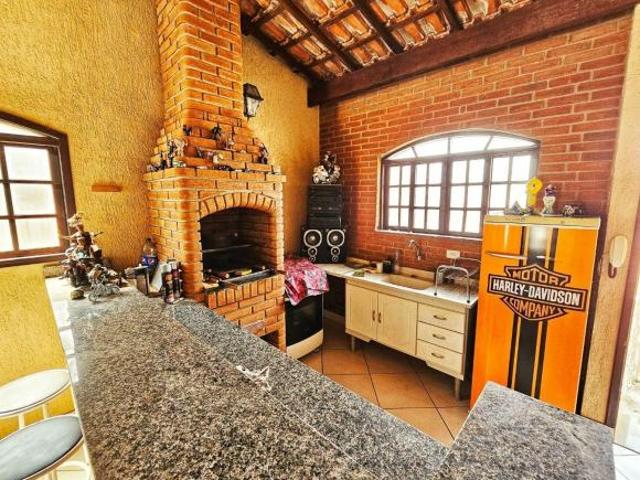 Casa com 4 dormitórios à venda, 350 m² por R$ 780.000,00 Jardim Santa Maria