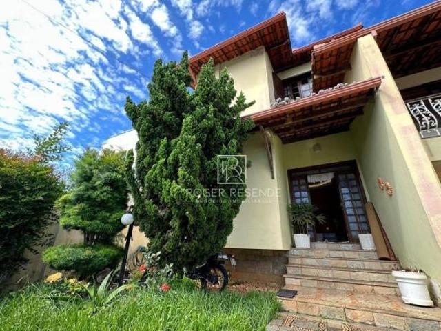 Casa com 4 dormitórios à venda, 350 m² por R$ 920.000,00 Espírito Santo Betim/MG