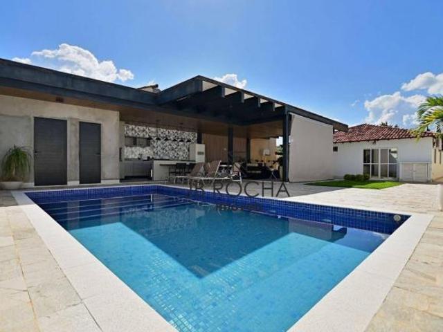 Casa com 4 dormitórios à venda, 351 m² por R$ 1.690.000,00 Setor de Habitações Individuais Sul B
