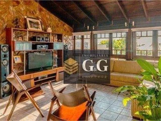 Casa com 4 dormitórios à venda, 367 m² por R$ 1.980.000,00 Nonoai Porto Alegre/RS