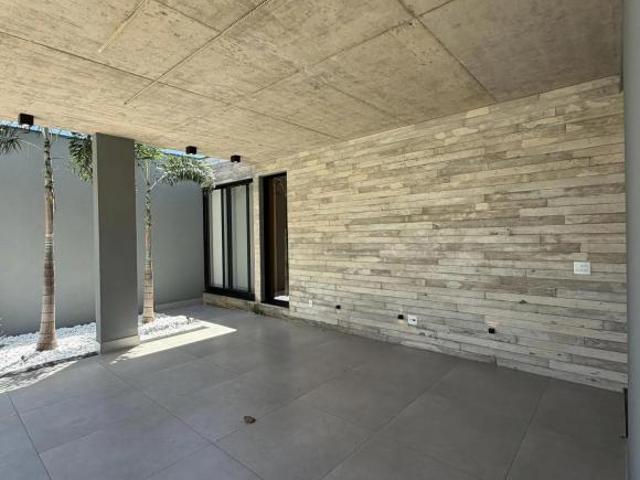 Casa com 4 dormitórios à venda, 360 m² por R$ 3.900.000 Condomínio Xapada Parq