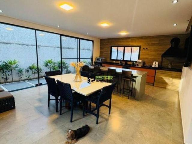 Casa com 4 dormitórios à venda, 362 m² por R$ 2.500.000,00 Vila Petrópolis Atibaia/SP