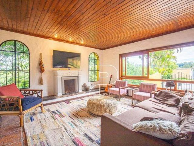 Casa com 4 dormitórios à venda, 363 m² por R$ 1.790.000,00 Granja Viana Carapicuíba/SP