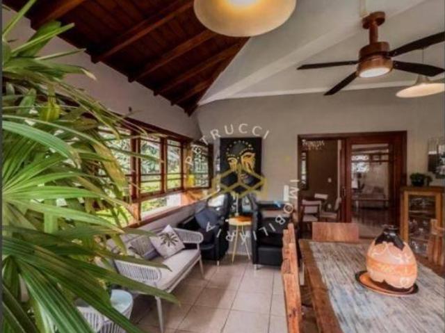 CASA COM 4 DORMITÓRIOS À VENDA, 374 M² NO DOIS CÓRREGOS VALINHOS/SP
