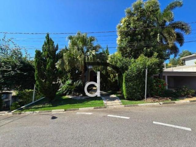 Casa com 4 dormitórios à venda, 387 m² por R$ 2.660.000,00 Condomínio Bosques de Grevílea Vinhed