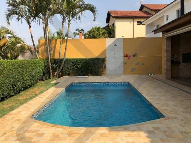 Casa com 4 dormitórios à venda, 380 m² Aldeia da Serra Santana de Parnaíba/SP