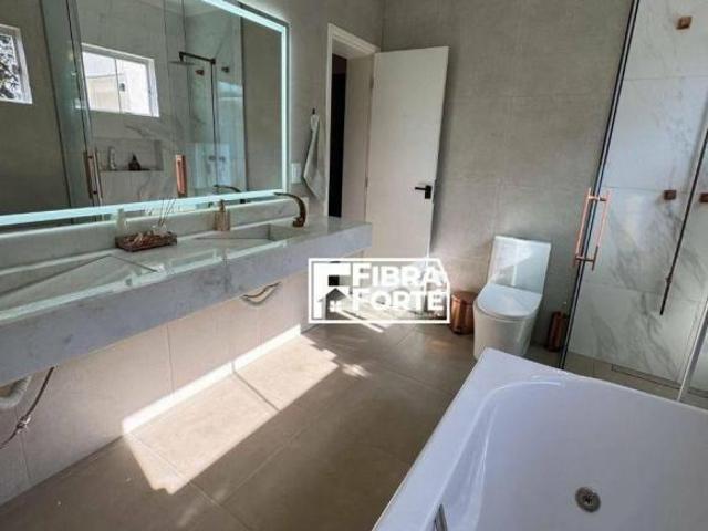 Casa com 4 dormitórios à venda, 380 m² por R$ 1.390.000,00 Loteamento Chácaras Vale das Garças C