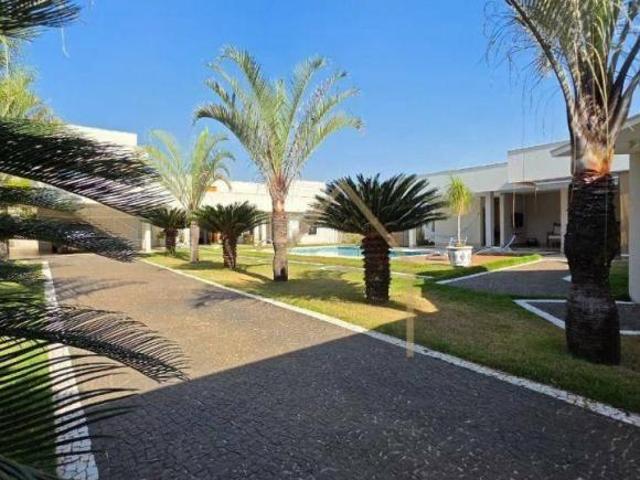 Casa com 4 dormitórios à venda, 380 m² por R$ 2.390.000,00 Residencial Vale das Nogueiras Americ
