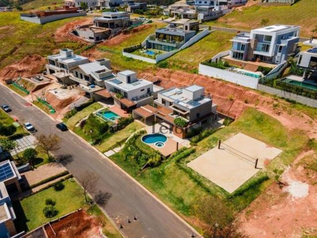 Casa com 4 dormitórios à venda, 380 m² por R$ 7.900.000,00 Condomínio Campos de Santo Antônio II