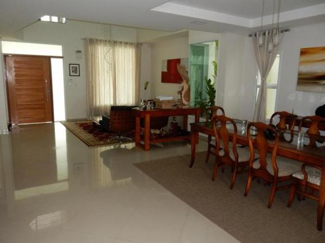 Casa com 4 dormitórios à venda, 394 m² por R$ 3.000.000,00 Condomínio Residencial Villa Sunset S
